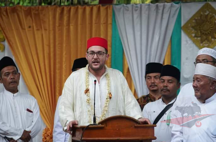 Pesan Syarif Adnan Maroko di Makam Syaikhona Kholil Bangkalan - Mata Madura Pesan Syarif Adnan Maroko di Makam Syaikhona Kholil Bangkalan - Mata Madura